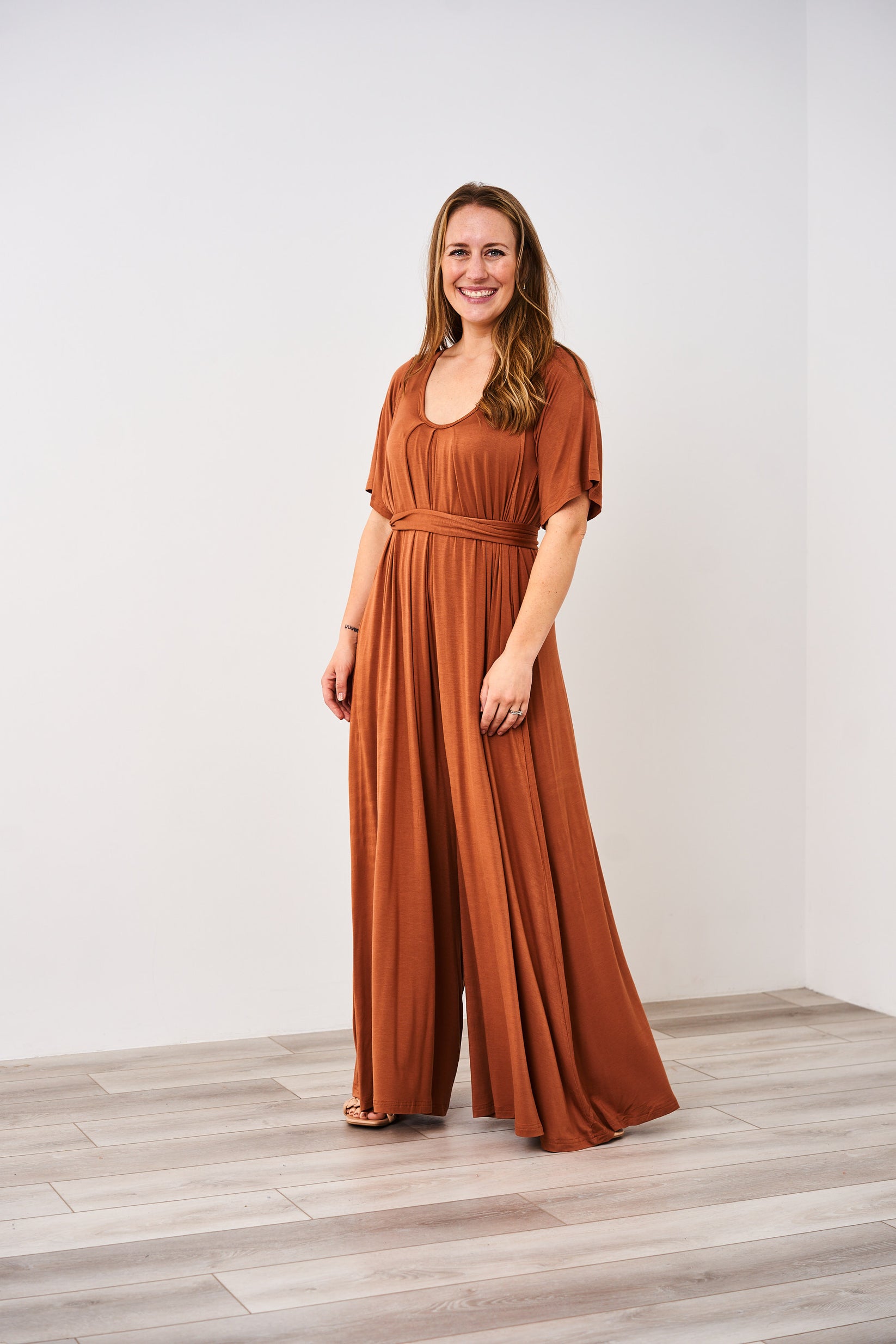 The Momper® Nursing Maxi Momper – Latched Mama