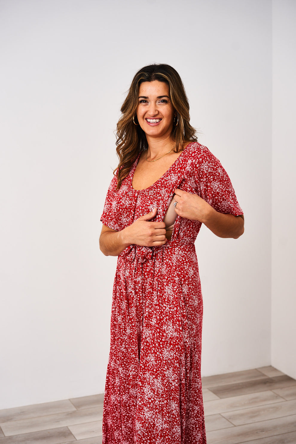 The Momper® Nursing Maxi Momper – Latched Mama
